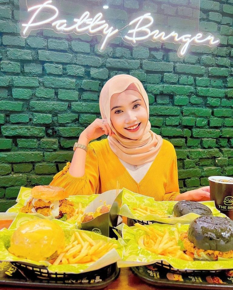 10 Best Burgers You Must Try In Penang (2024 Guide) - Penang Foodie