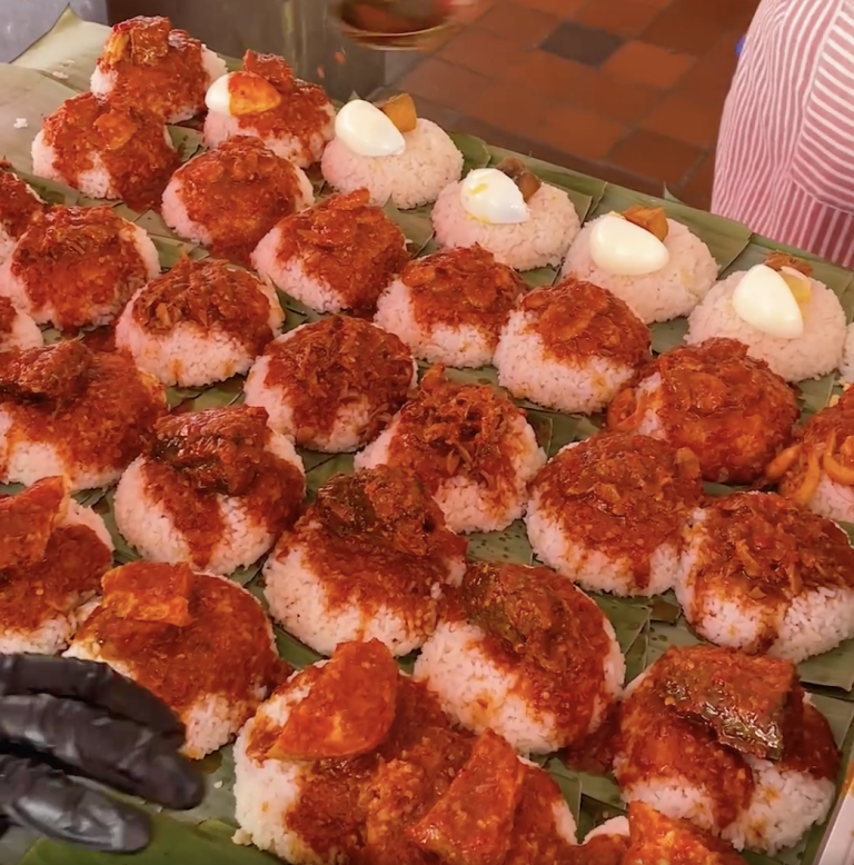 10 Best Nasi Lemak Spots You Must Try In Penang - Penang Foodie