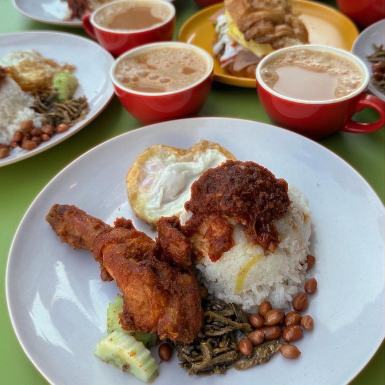 10 Best Nasi Lemak Spots You Must Try In Penang - Penang Foodie